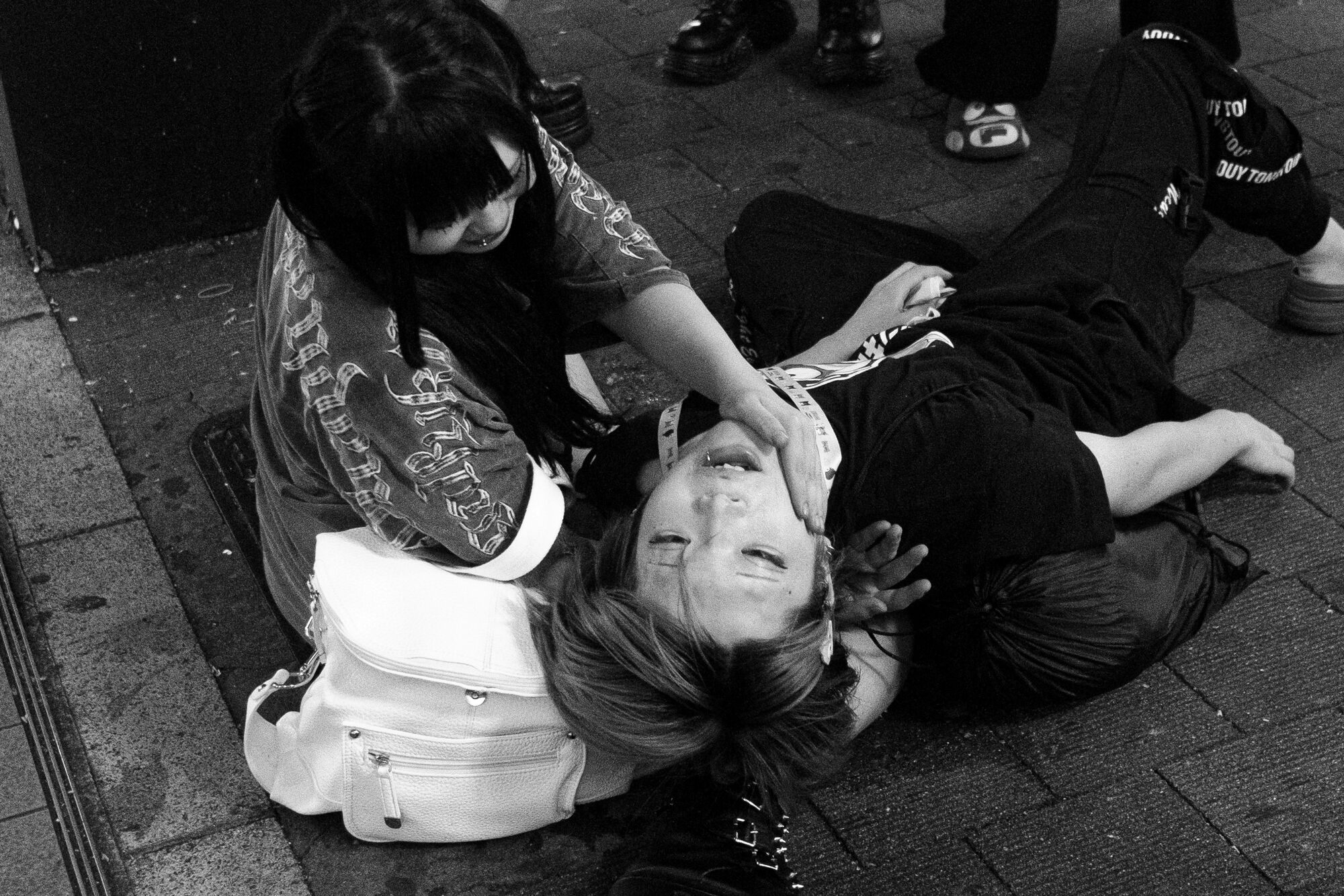 Toyoko Kids, Les enfants de Kabukicho (Amin Bouthiba) | hanslucas.com