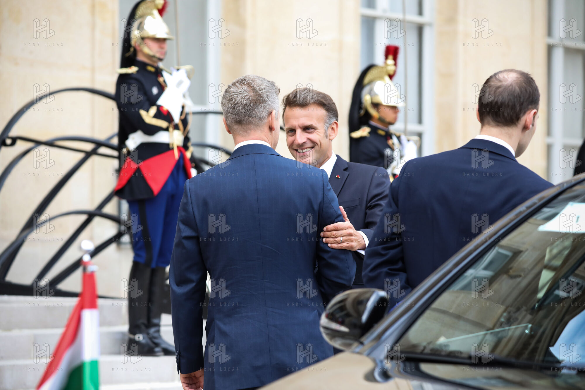Entretien d'Emmanuel Macron avec Péter Magyar, Premier ministre de ...